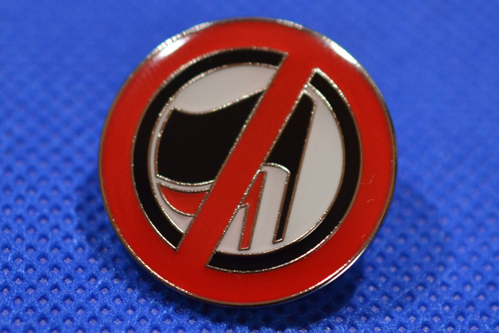 Anti-Antifa/Against Communism Pin – Greater Glory Goods